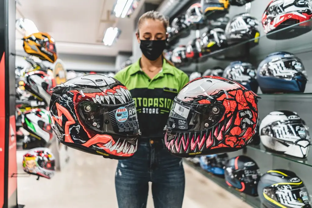 Las Mejores Marcas De Cascos De Moto: Arai, Agv, Ls2, Shoei Y Bell ...